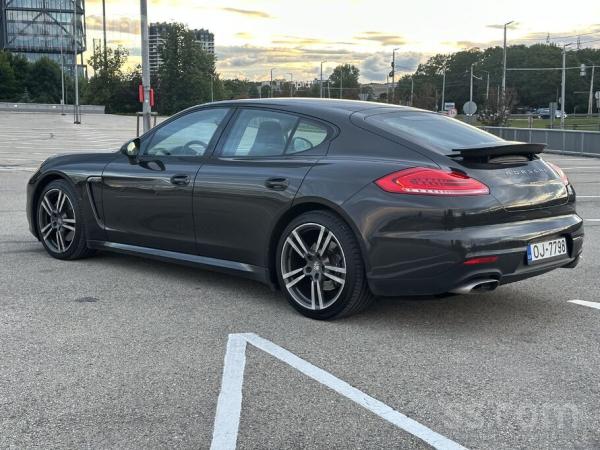 Brūns Porsche Panamera 2014 Rīga, ar dzinēja tilpumu 3.00 L un nobraukumu 228 tūkst. km par 19500 €, foto 3 vietnē AUTOMOTO.COM.LV
