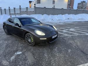 Brown Porsche Panamera 2016 in Kaunas, with an engine capacity of 3.00 L and mileage of 150 thousand km for 23500 €, photo  on AUTOMOTO.COM.LV