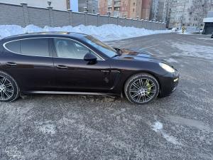 Brown Porsche Panamera 2016 in Kaunas, with an engine capacity of 3.00 L and mileage of 150 thousand km for 23500 €, photo 2 on AUTOMOTO.COM.LV