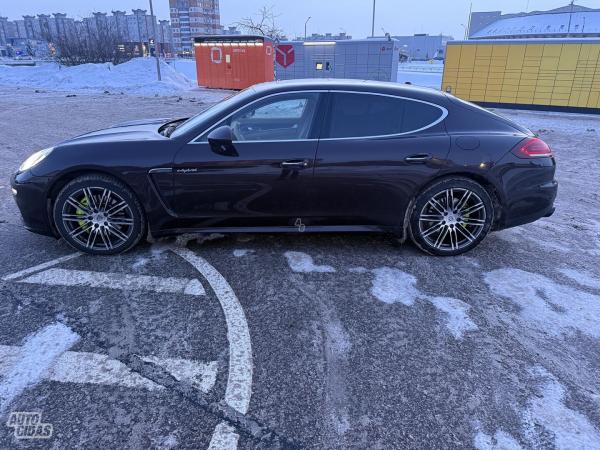 Brown Porsche Panamera 2016 in Kaunas, with an engine capacity of 3.00 L and mileage of 150 thousand km for 23500 €, photo 5 on AUTOMOTO.COM.LV
