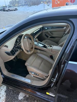 Brown Porsche Panamera 2016 in Kaunas, with an engine capacity of 3.00 L and mileage of 150 thousand km for 23500 €, photo 6 on AUTOMOTO.COM.LV