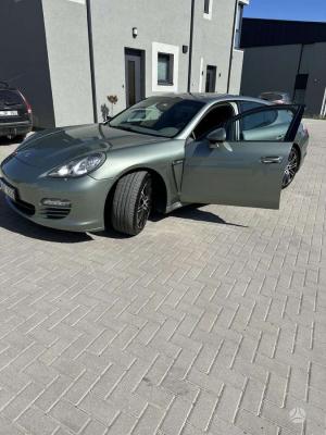 Green Porsche Panamera 2011 in Siauliai, with an engine capacity of 3.61 L and mileage of 201 thousand km for 17900 €, photo 7 on AUTOMOTO.COM.LV