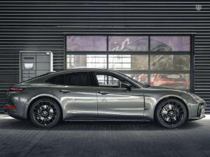 Zaļš Porsche Panamera 2025 Viļņa, ar dzinēja tilpumu 4.00 L un nobraukumu 28 tūkst. km par 155911 €, foto 7 vietnē AUTOMOTO.COM.LV
