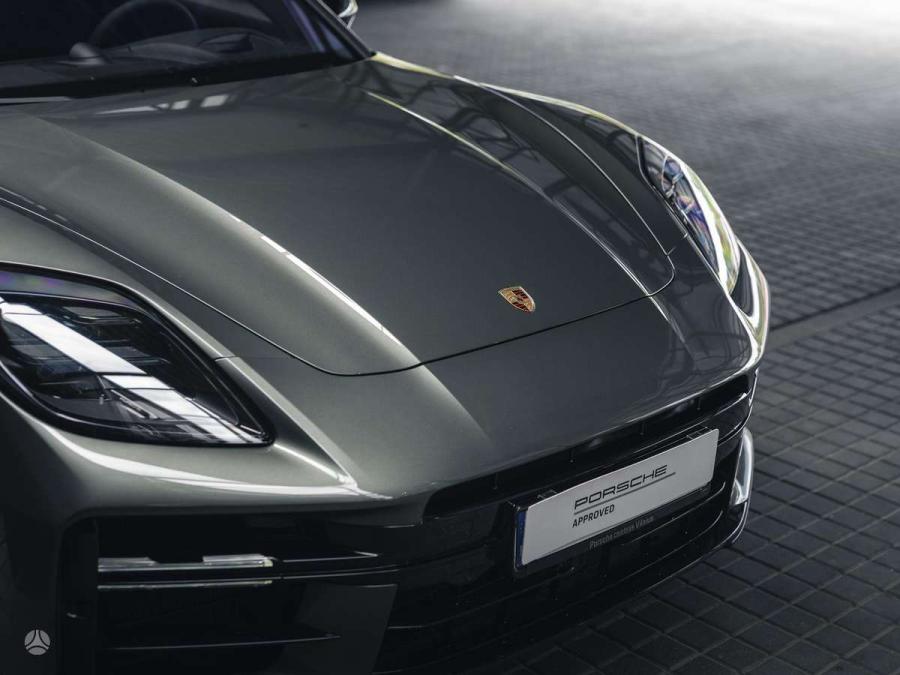 Zaļš Porsche Panamera 2025 Viļņa, ar dzinēja tilpumu 4.00 L un nobraukumu 28 tūkst. km par 155911 €, foto 10 vietnē AUTOMOTO.COM.LV