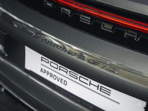 Zaļš Porsche Panamera 2025 Viļņa, ar dzinēja tilpumu 4.00 L un nobraukumu 28 tūkst. km par 155911 €, foto 19 vietnē AUTOMOTO.COM.LV