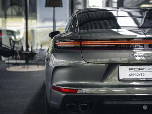 Zaļš Porsche Panamera 2025 Viļņa, ar dzinēja tilpumu 4.00 L un nobraukumu 28 tūkst. km par 155911 €, foto 21 vietnē AUTOMOTO.COM.LV