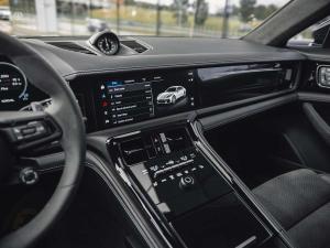 Zaļš Porsche Panamera 2025 Viļņa, ar dzinēja tilpumu 4.00 L un nobraukumu 28 tūkst. km par 155911 €, foto 36 vietnē AUTOMOTO.COM.LV