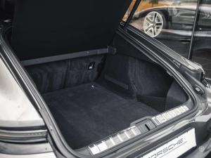 Zaļš Porsche Panamera 2025 Viļņa, ar dzinēja tilpumu 4.00 L un nobraukumu 28 tūkst. km par 155911 €, foto 51 vietnē AUTOMOTO.COM.LV