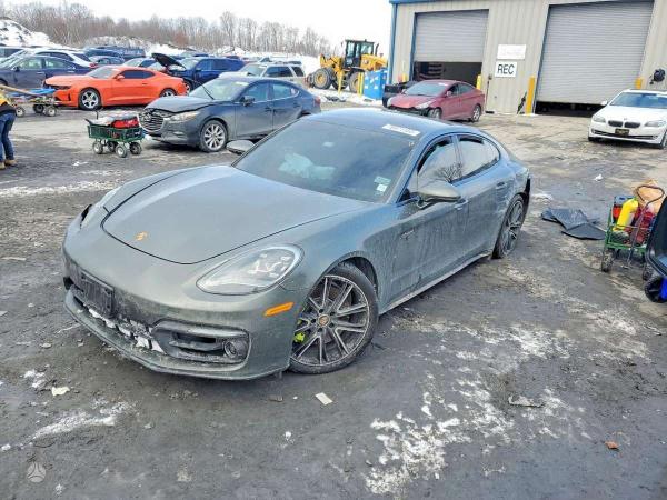 Green Porsche Panamera 2023 in Kaunas, with an engine capacity of 2.90 L and mileage of 150 thousand km for 32065 €, photo 1 on AUTOMOTO.COM.LV