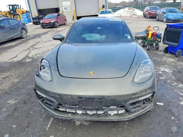 Green Porsche Panamera 2023 in Kaunas, with an engine capacity of 2.90 L and mileage of 150 thousand km for 32065 €, photo 5 on AUTOMOTO.COM.LV
