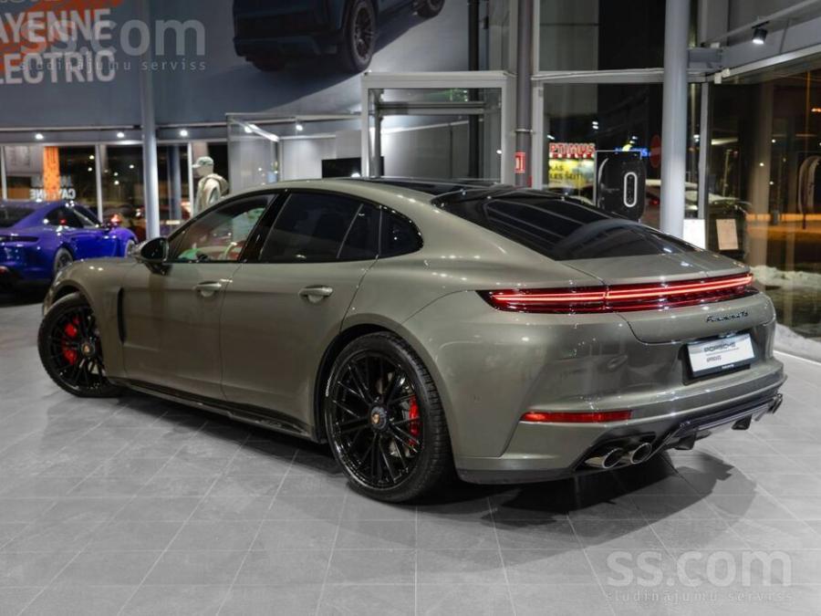 Zaļš Porsche Panamera 2025 Rīga, ar dzinēja tilpumu 4.00 L un nobraukumu 7 tūkst. km par 179900 €, foto 10 vietnē AUTOMOTO.COM.LV