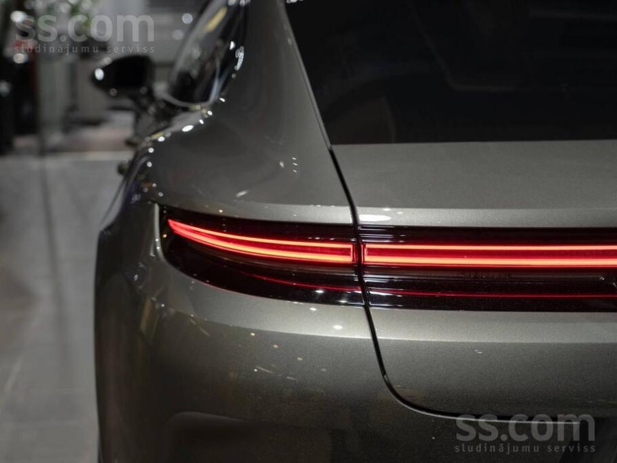 Zaļš Porsche Panamera 2025 Rīga, ar dzinēja tilpumu 4.00 L un nobraukumu 7 tūkst. km par 179900 €, foto 12 vietnē AUTOMOTO.COM.LV