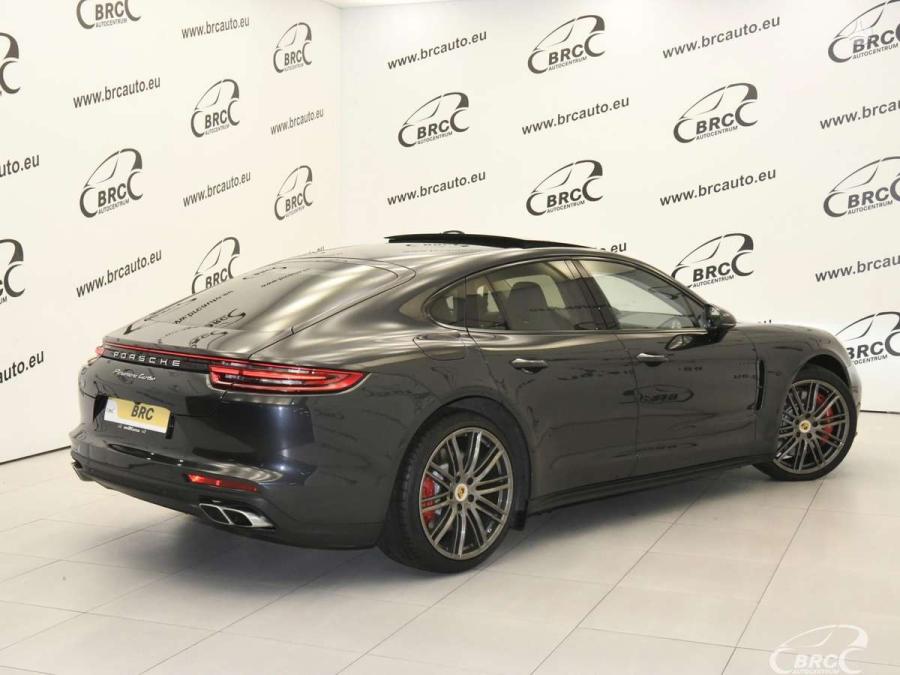 Grey Porsche Panamera 2017 in Vilnius, with an engine capacity of 4.00 L and mileage of 141 thousand km for 47900 €, photo 4 on AUTOMOTO.COM.LV
