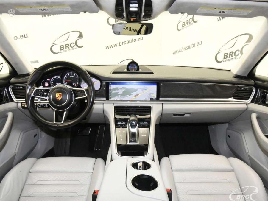Grey Porsche Panamera 2017 in Vilnius, with an engine capacity of 4.00 L and mileage of 141 thousand km for 47900 €, photo 5 on AUTOMOTO.COM.LV