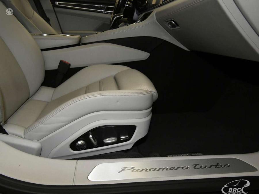 Grey Porsche Panamera 2017 in Vilnius, with an engine capacity of 4.00 L and mileage of 141 thousand km for 47900 €, photo 8 on AUTOMOTO.COM.LV