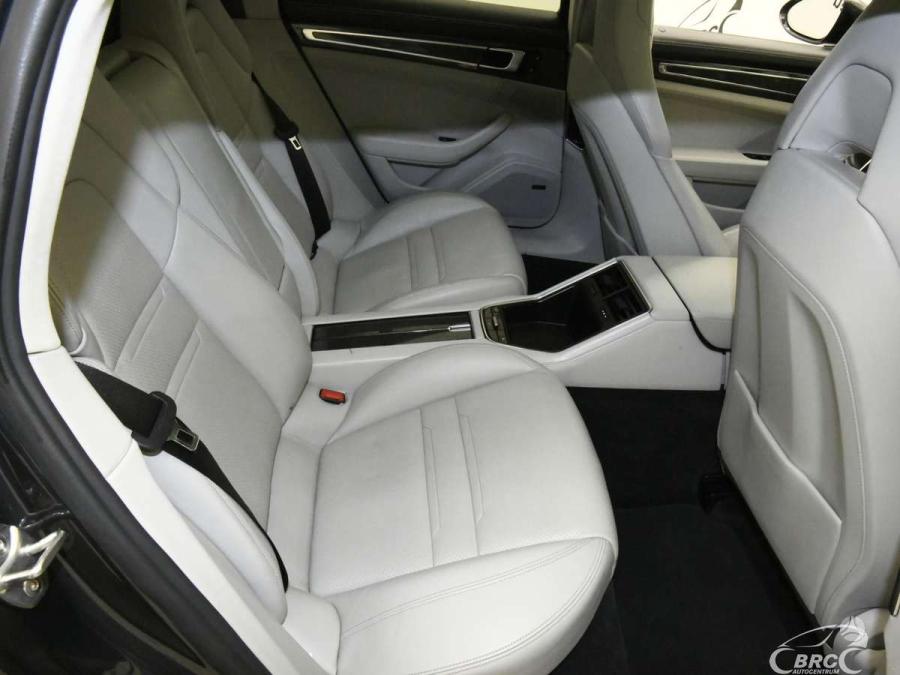 Grey Porsche Panamera 2017 in Vilnius, with an engine capacity of 4.00 L and mileage of 141 thousand km for 47900 €, photo 15 on AUTOMOTO.COM.LV