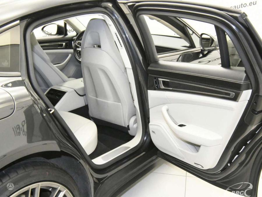 Grey Porsche Panamera 2017 in Vilnius, with an engine capacity of 4.00 L and mileage of 141 thousand km for 47900 €, photo 18 on AUTOMOTO.COM.LV