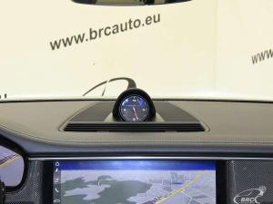 Grey Porsche Panamera 2017 in Vilnius, with an engine capacity of 4.00 L and mileage of 141 thousand km for 47900 €, photo 21 on AUTOMOTO.COM.LV