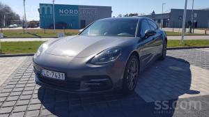 Серый Порше Панамера 2018 в Рига, объемом двигателя 2.90 л и пробегом 132 тыс. км за 44900 €, фото 4 на AUTOMOTO.COM.LV