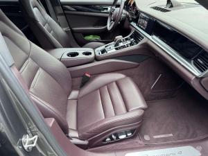 Grey Porsche Panamera 2018 in Vilnius, with an engine capacity of 3.00 L and mileage of 86 thousand km for 49950 €, photo 8 on AUTOMOTO.COM.LV