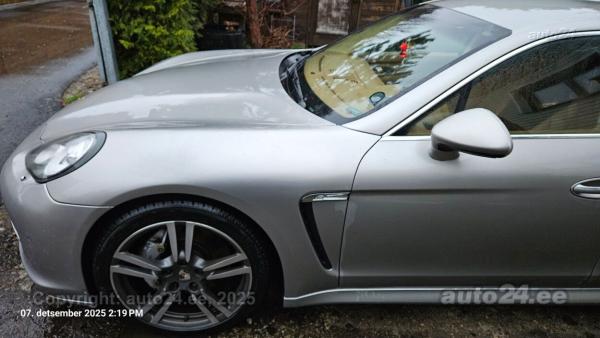 Pelēks Porsche Panamera 2010 Tallina, ar dzinēja tilpumu 4.80 L un nobraukumu 251 tūkst. km par 17000 €, foto 11 vietnē AUTOMOTO.COM.LV