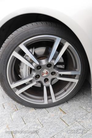 Grey Porsche Panamera 2010 in Tallinn, with an engine capacity of 4.80 L and mileage of 253 thousand km for 17900 €, photo 11 on AUTOMOTO.COM.LV