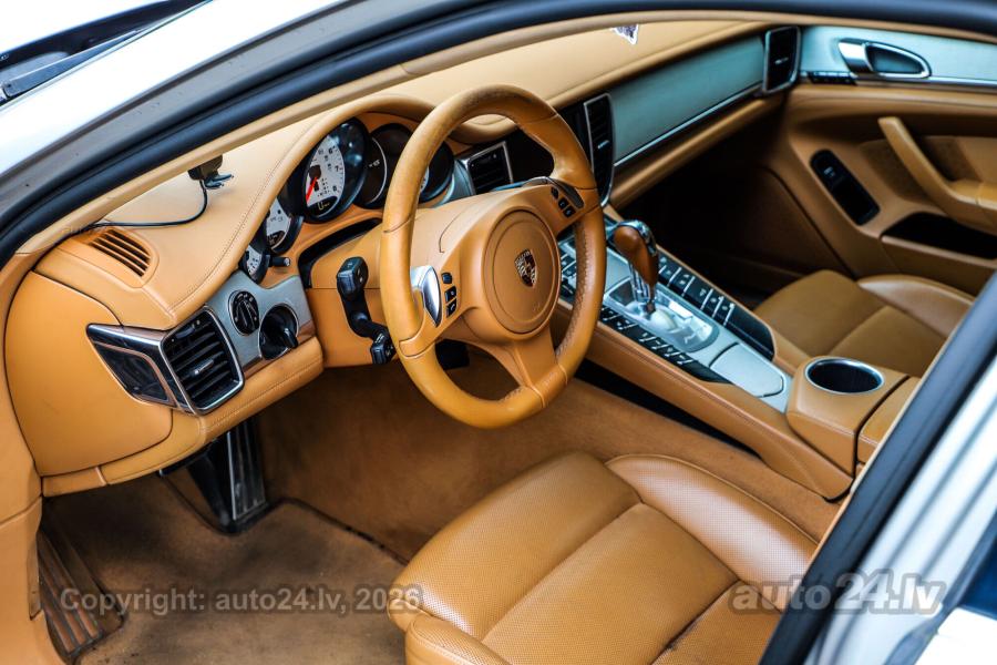 Grey Porsche Panamera 2010 in Tallinn, with an engine capacity of 4.80 L and mileage of 253 thousand km for 17900 €, photo 15 on AUTOMOTO.COM.LV