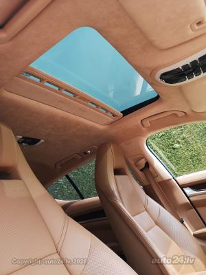 Pelēks Porsche Panamera 2012 Tallina, ar dzinēja tilpumu 4.80 L un nobraukumu 74 tūkst. km par 34600 €, foto 8 vietnē AUTOMOTO.COM.LV