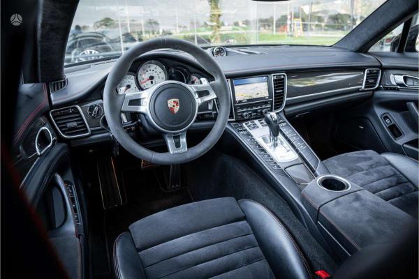 Pelēks Porsche Panamera 2014 Klaipėda, ar dzinēja tilpumu 4.81 L un nobraukumu 212 tūkst. km par 32000 €, foto 11 vietnē AUTOMOTO.COM.LV
