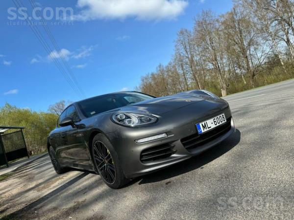 Pelēks Porsche Panamera 2014 Jelgava, ar dzinēja tilpumu 3.00 L un nobraukumu 117 tūkst. km par 32000 €, foto 5 vietnē AUTOMOTO.COM.LV