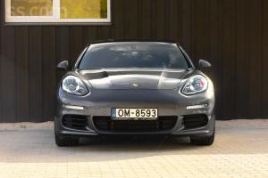 Grey Porsche Panamera 2014 in Jelgava, with an engine capacity of 3.00 L and mileage of 120 thousand km for 33000 €, photo 3 on AUTOMOTO.COM.LV