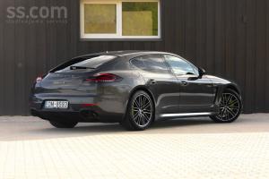 Grey Porsche Panamera 2014 in Jelgava, with an engine capacity of 3.00 L and mileage of 120 thousand km for 33000 €, photo 6 on AUTOMOTO.COM.LV