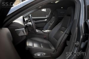 Grey Porsche Panamera 2014 in Jelgava, with an engine capacity of 3.00 L and mileage of 120 thousand km for 33000 €, photo 28 on AUTOMOTO.COM.LV