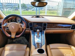 Grey Porsche Panamera 2014 in Klaipeda, with an engine capacity of 3.00 L and mileage of 121 thousand km for 24900 €, photo 6 on AUTOMOTO.COM.LV
