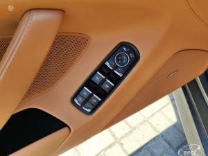 Grey Porsche Panamera 2014 in Klaipeda, with an engine capacity of 3.00 L and mileage of 121 thousand km for 24900 €, photo 23 on AUTOMOTO.COM.LV