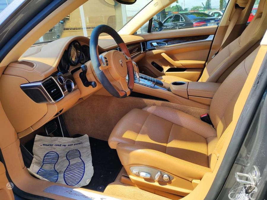 Grey Porsche Panamera 2014 in Klaipeda, with an engine capacity of 3.00 L and mileage of 121 thousand km for 24900 €, photo 24 on AUTOMOTO.COM.LV