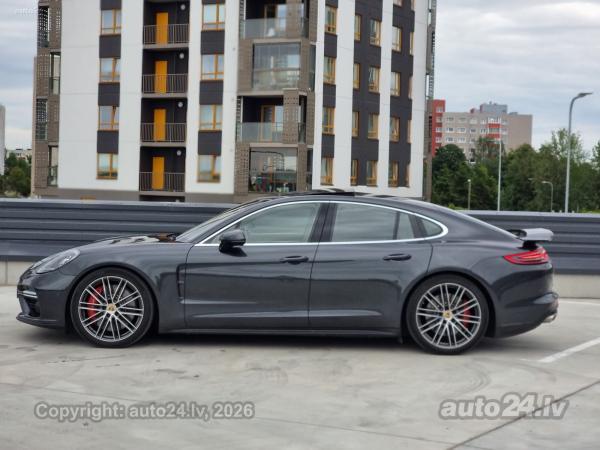Porsche Panamera 2016 in Tallinn on AUTOMOTO.COM.LV Grey Porsche Panamera 2016 in Tallinn, with an engine capacity of 4.00 L and mileage of 131 thousand km for 58500 €, photo 7 on AUTOMOTO.COM.LV