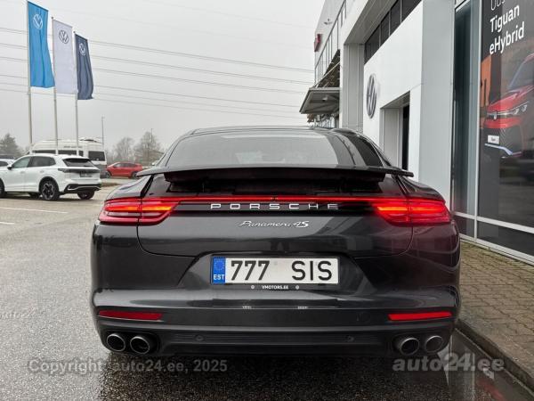 Pelēks Porsche Panamera 2017 Viljandi, ar dzinēja tilpumu 4.00 L un nobraukumu 192 tūkst. km par 55555 €, foto 11 vietnē AUTOMOTO.COM.LV