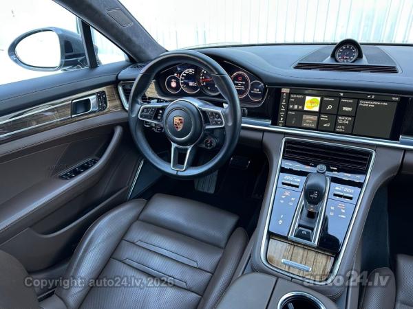 Pelēks Porsche Panamera 2017 Tallina, ar dzinēja tilpumu 4.00 L un nobraukumu 167 tūkst. km par 57000 €, foto 4 vietnē AUTOMOTO.COM.LV