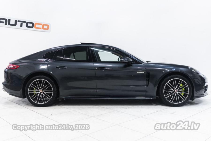 Pelēks Porsche Panamera 2017 Tallina, ar dzinēja tilpumu 2.90 L un nobraukumu 122 tūkst. km par 42999 €, foto 8 vietnē AUTOMOTO.COM.LV