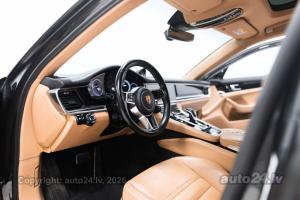 Pelēks Porsche Panamera 2017 Tallina, ar dzinēja tilpumu 2.90 L un nobraukumu 122 tūkst. km par 42999 €, foto 18 vietnē AUTOMOTO.COM.LV