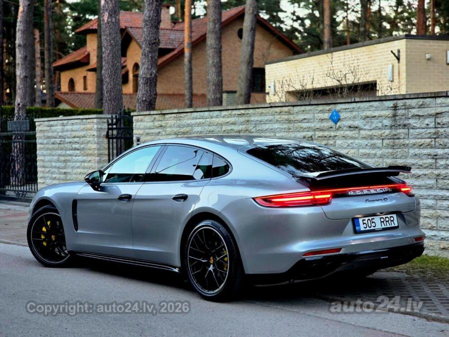 Grey Porsche Panamera 2017 in Tallinn, with an engine capacity of 4.00 L and mileage of 179 thousand km for 47990 €, photo 4 on AUTOMOTO.COM.LV
