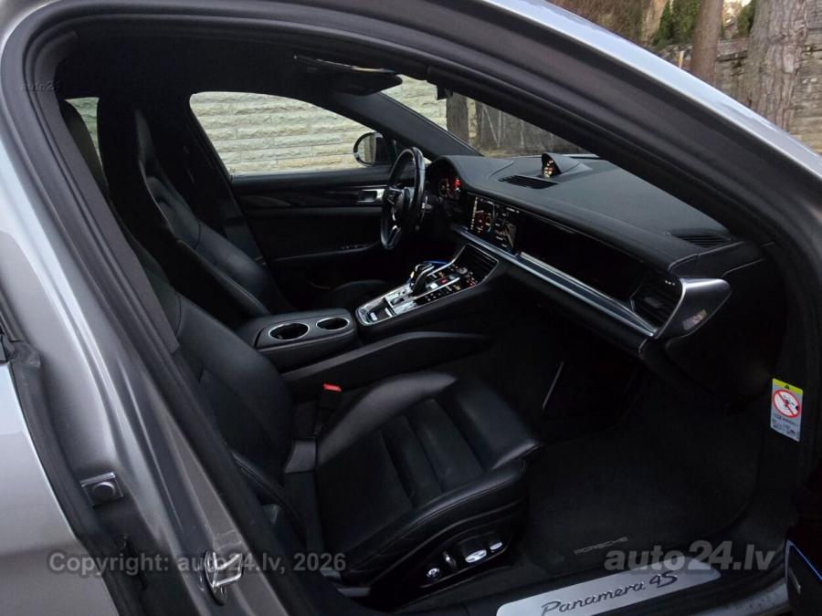Grey Porsche Panamera 2017 in Tallinn, with an engine capacity of 4.00 L and mileage of 179 thousand km for 47990 €, photo 10 on AUTOMOTO.COM.LV