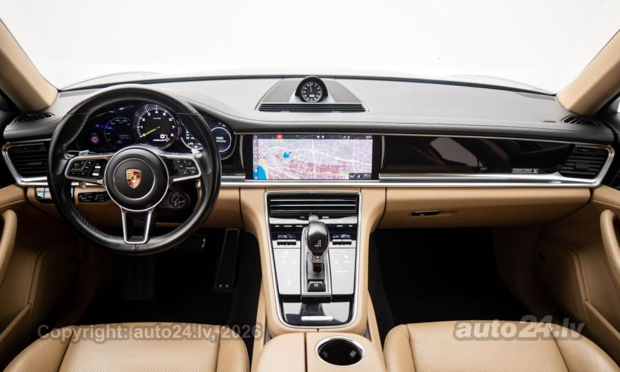 Pelēks Porsche Panamera 2017 Tallina, ar dzinēja tilpumu 2.90 L un nobraukumu 123 tūkst. km par 41899 €, foto 13 vietnē AUTOMOTO.COM.LV