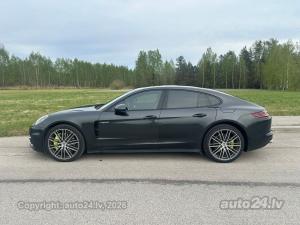 Grey Porsche Panamera 2017 in Tartu, with an engine capacity of 2.90 L and mileage of 146 thousand km for 47900 €, photo 3 on AUTOMOTO.COM.LV