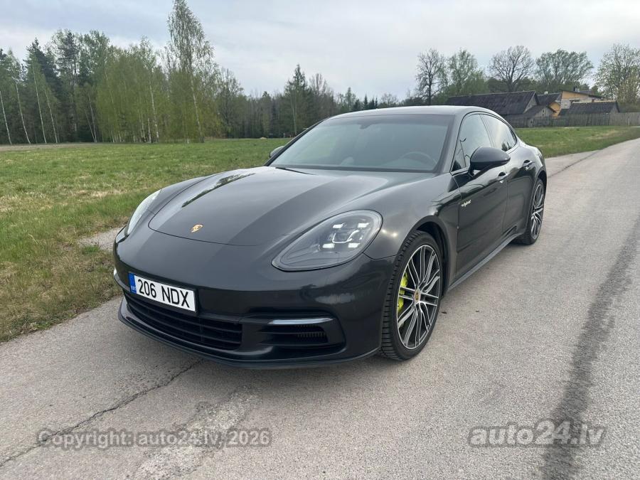 Grey Porsche Panamera 2017 in Tartu, with an engine capacity of 2.90 L and mileage of 146 thousand km for 47900 €, photo 5 on AUTOMOTO.COM.LV