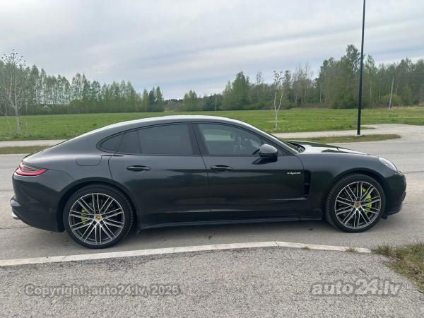 Pelēks Porsche Panamera 2017 Tartu, ar dzinēja tilpumu 2.90 L un nobraukumu 146 tūkst. km par 47900 €, foto 7 vietnē AUTOMOTO.COM.LV