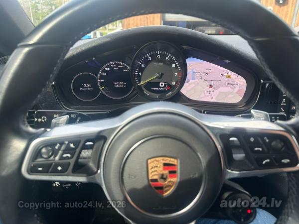Pelēks Porsche Panamera 2017 Tartu, ar dzinēja tilpumu 2.90 L un nobraukumu 146 tūkst. km par 47900 €, foto 10 vietnē AUTOMOTO.COM.LV