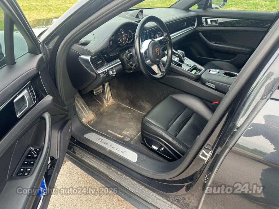Grey Porsche Panamera 2017 in Tartu, with an engine capacity of 2.90 L and mileage of 146 thousand km for 47900 €, photo 13 on AUTOMOTO.COM.LV
