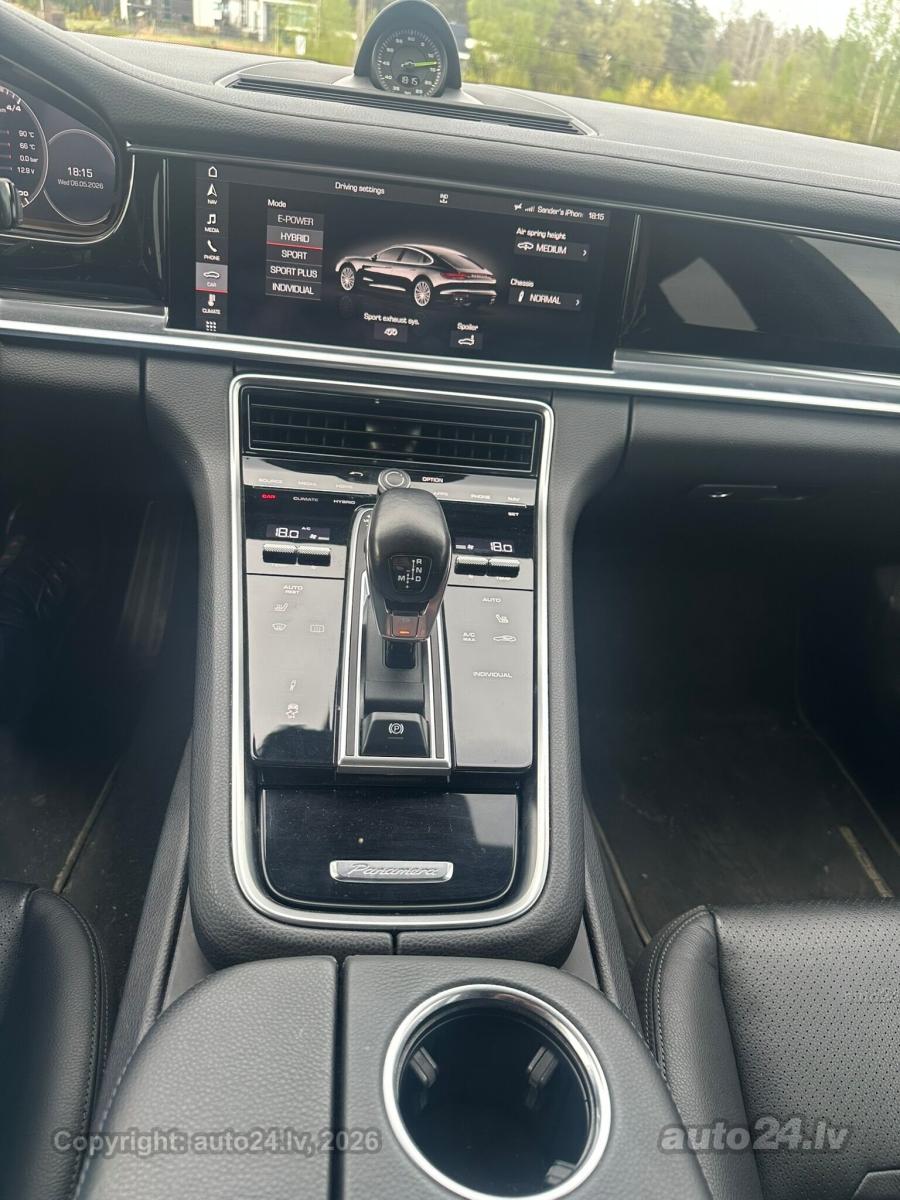 Grey Porsche Panamera 2017 in Tartu, with an engine capacity of 2.90 L and mileage of 146 thousand km for 47900 €, photo 14 on AUTOMOTO.COM.LV